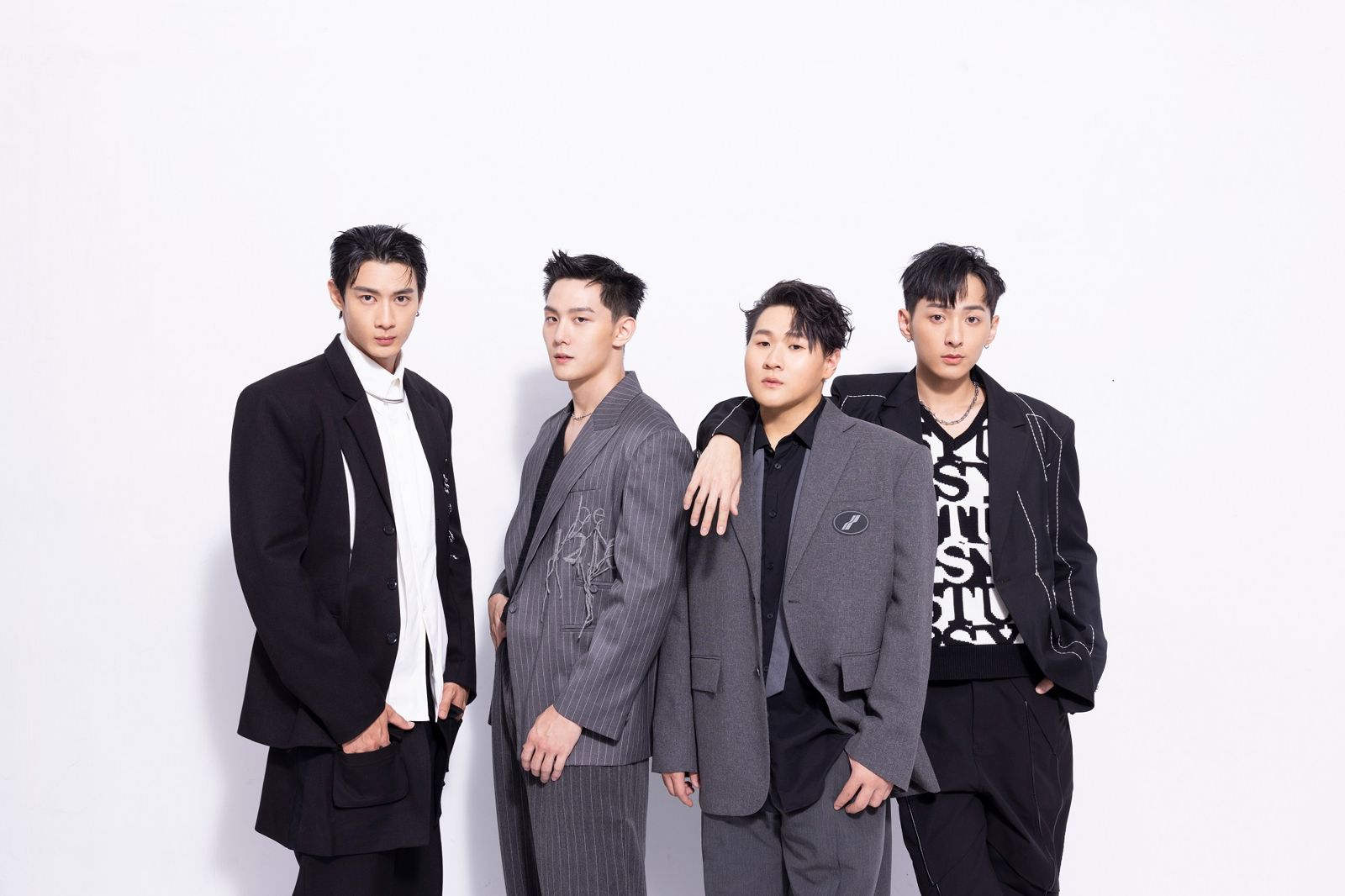 IT BOYZ陪粉絲台北跨年 為新曲狂練舞、成熟風MV轉大人 - 鏡週刊 Mirror Media