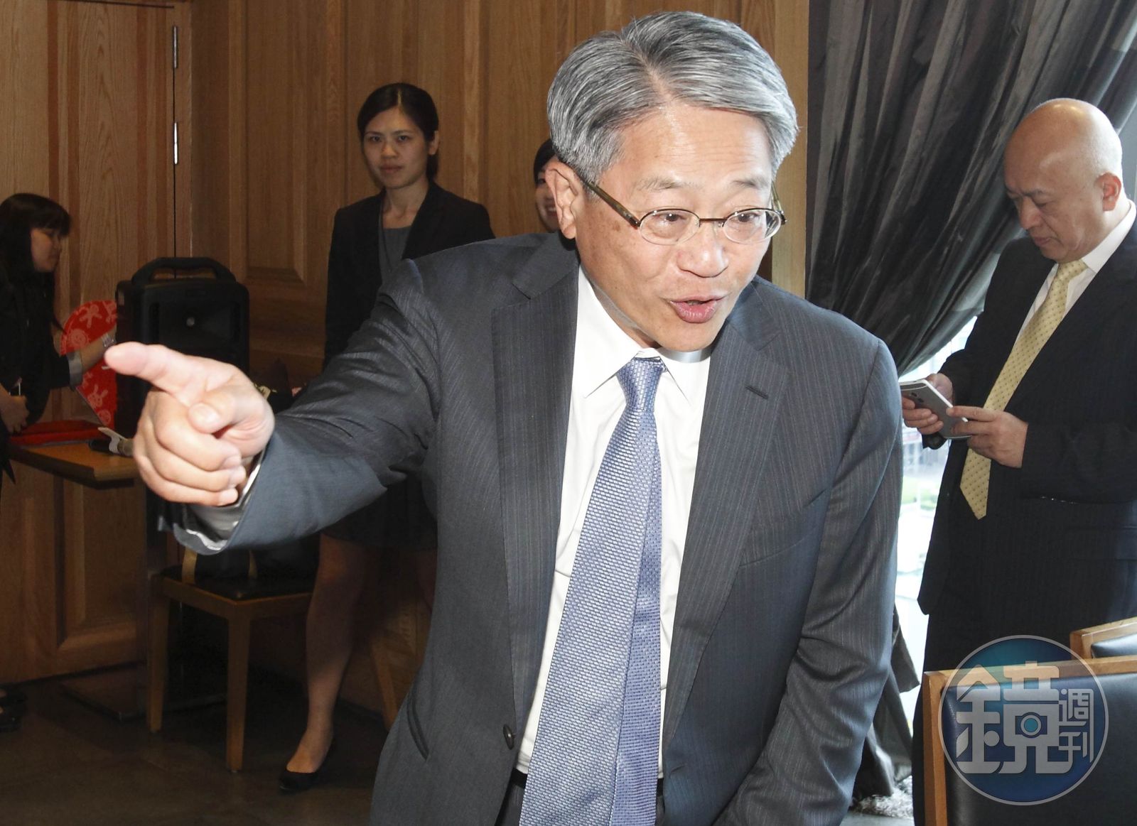 【彰銀案生變？】新加坡商跨國告財政部 吳東亮併彰銀現轉機 - 鏡週刊 Mirror Media