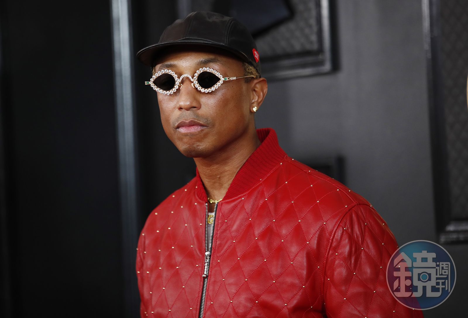 從歌手變身為LV男裝創意總監 菲董跨界成專家 - 鏡週刊 Mirror Media