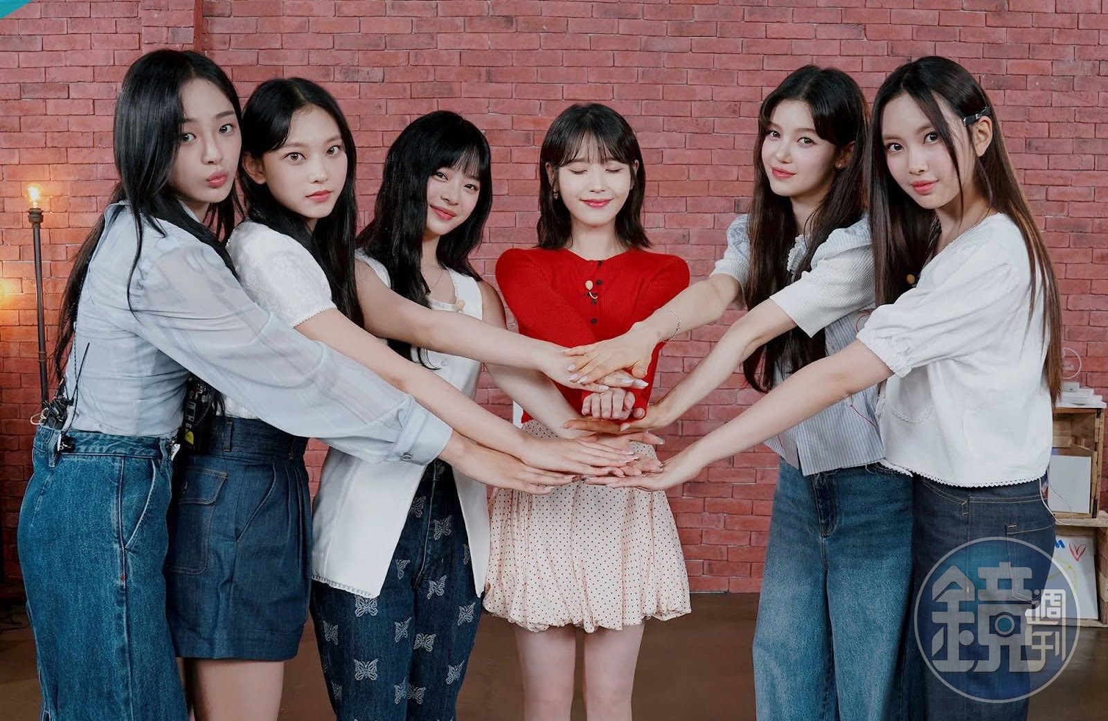 IU見NewJeans心情超好 Hanni自爆練甩手舞痠到不舉 - 鏡週刊 Mirror Media