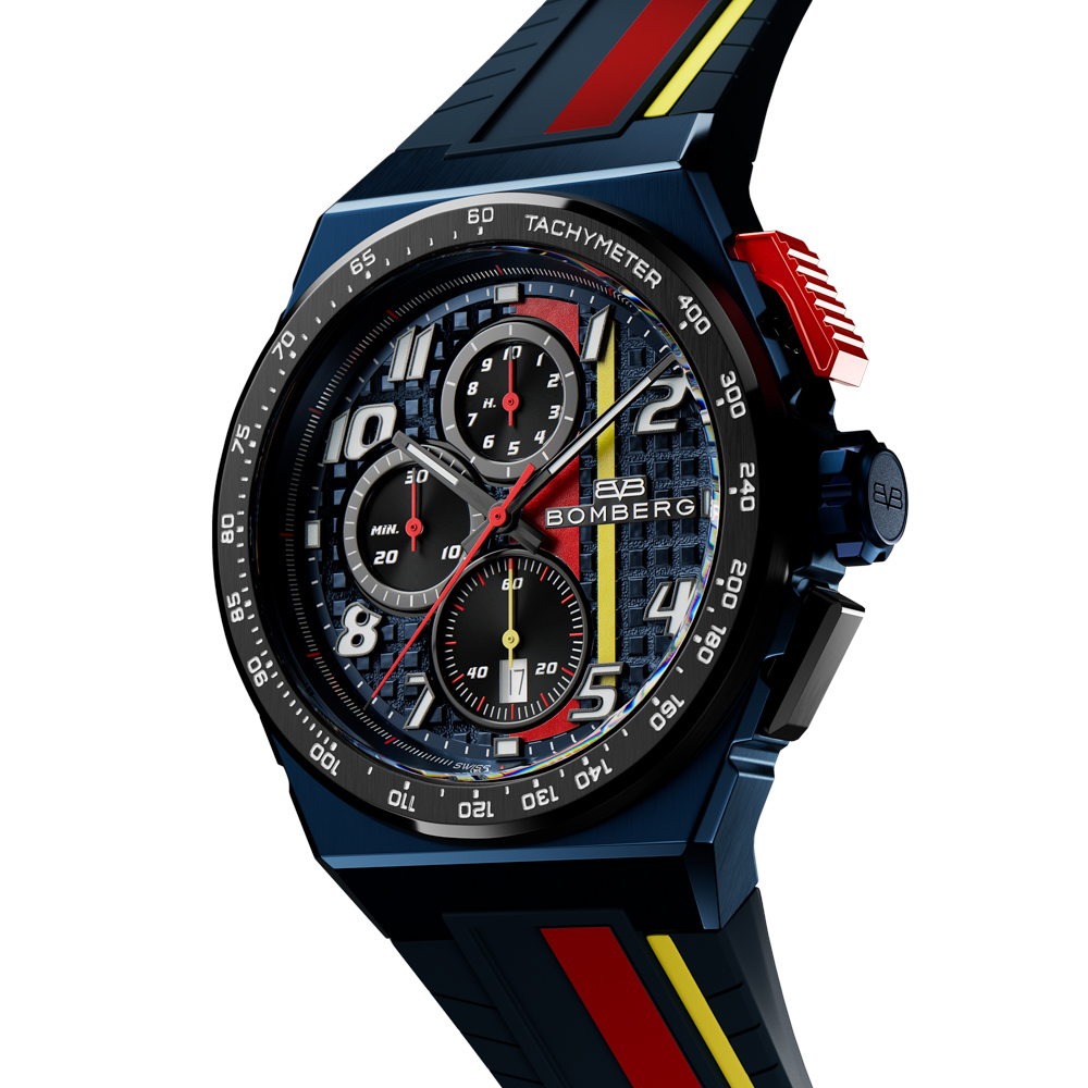 新錶2025／彎頂之前的精準時刻！BOMBERG APEX掀起賽道共鳴